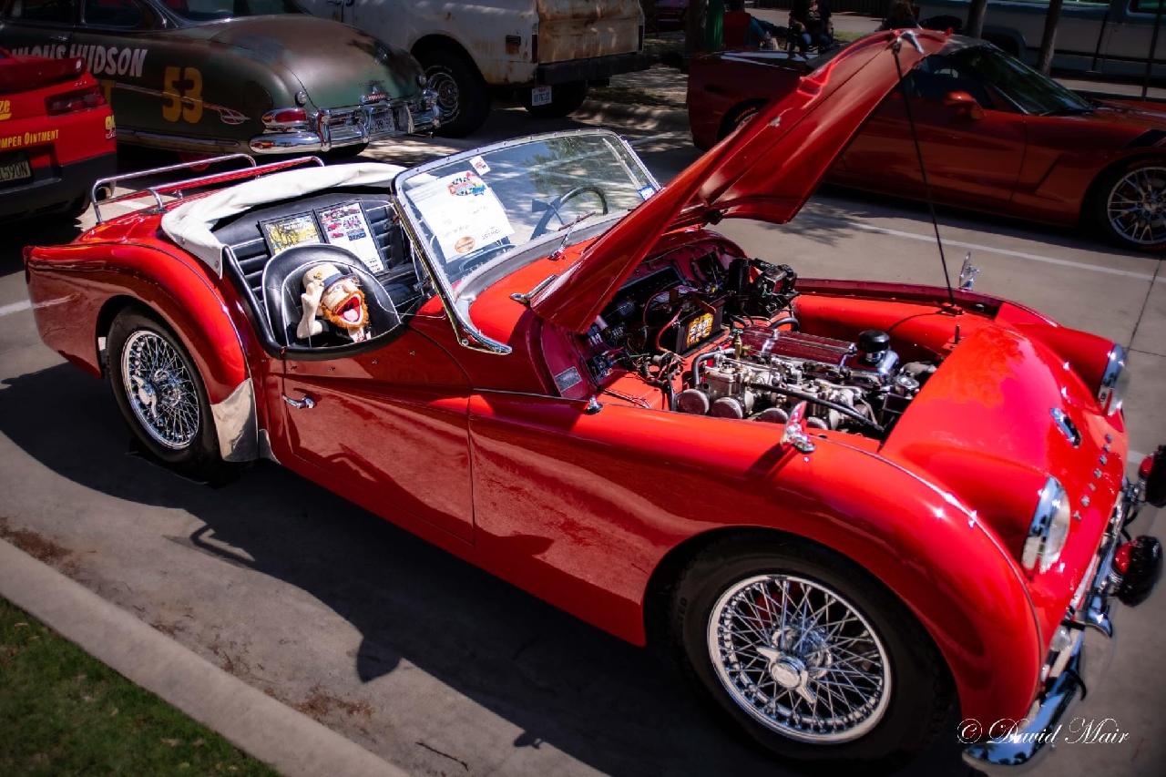 Passing Down the Car Bug – Moss Motoring